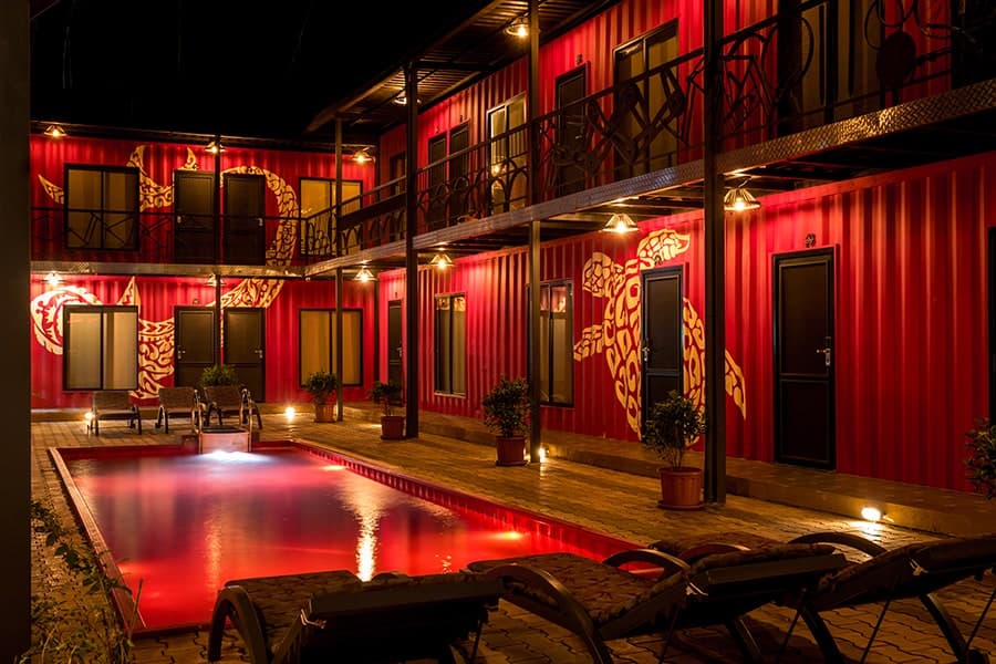 Brief Guide to Creating Shipping Container Hotels